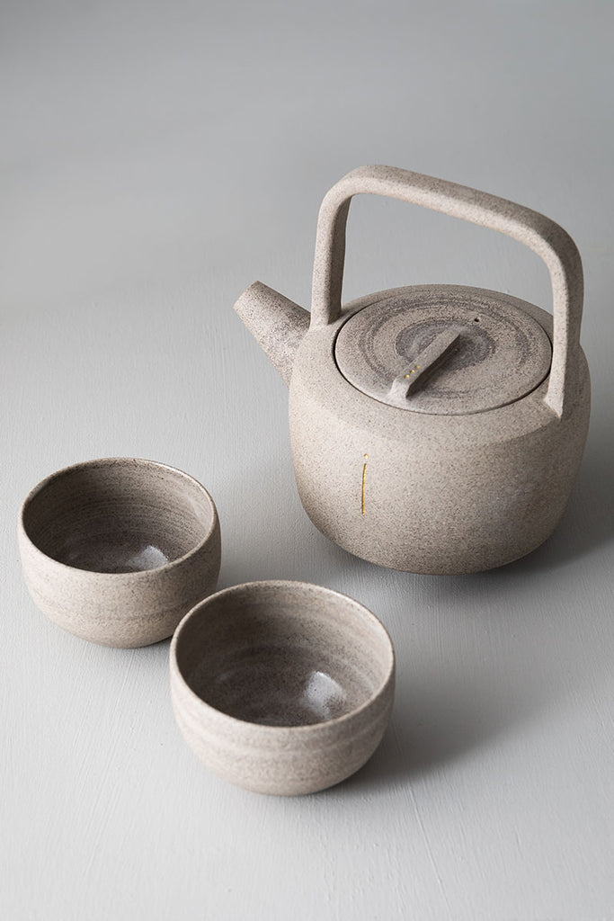 Stoneware Tea Set – AUTHOR
